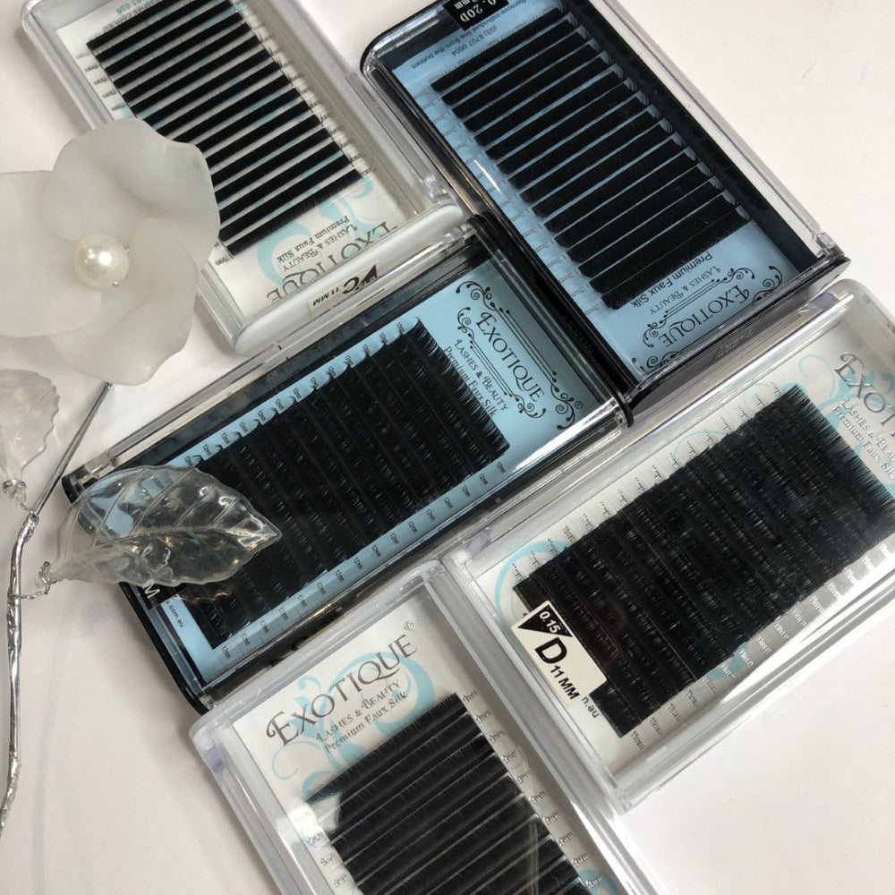 Trays of Lashes | Silk Lash Extension Trays | Exotiquelashes